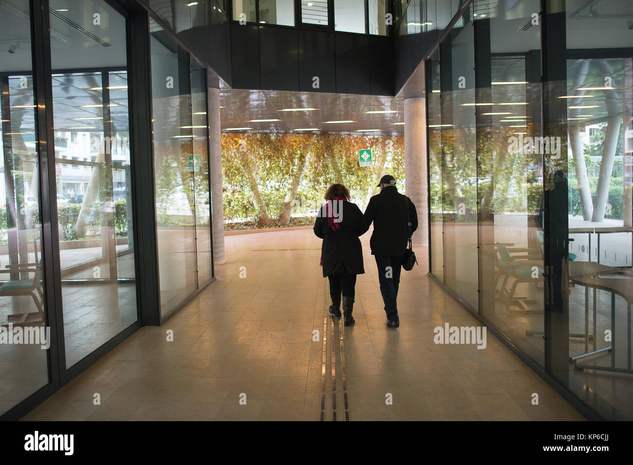 Elderly memory hi-res stock photography and images - Alamy