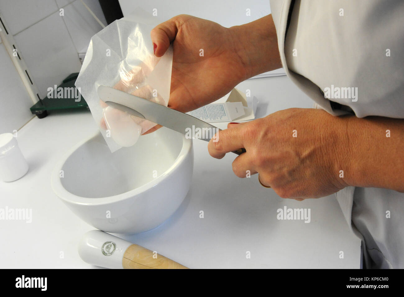 DRUG PREPARATION Stock Photo Alamy DRUG PREPARATION Stock Photo Alamy