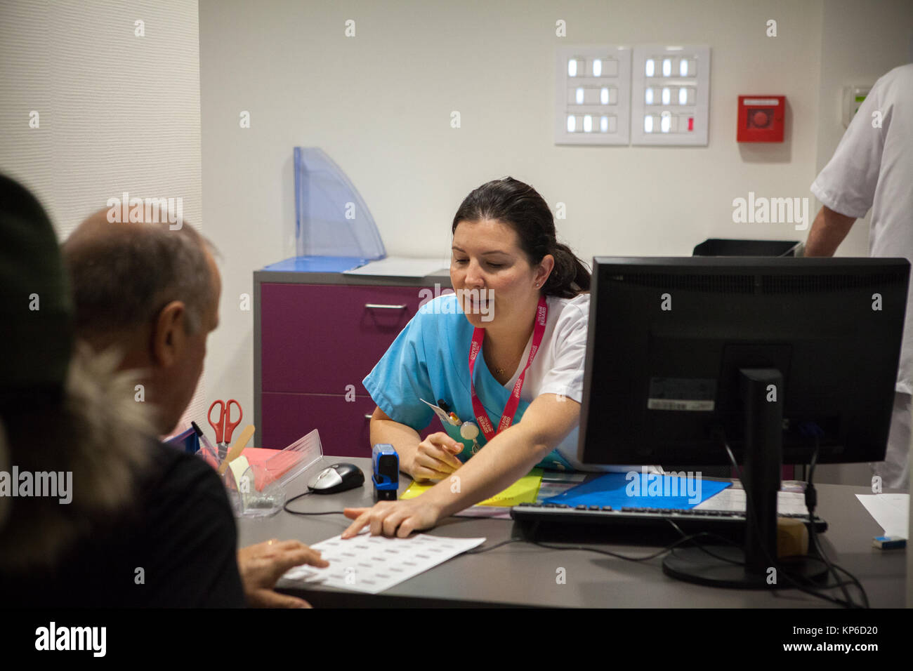 Hospitalization hi-res stock photography and images - Alamy