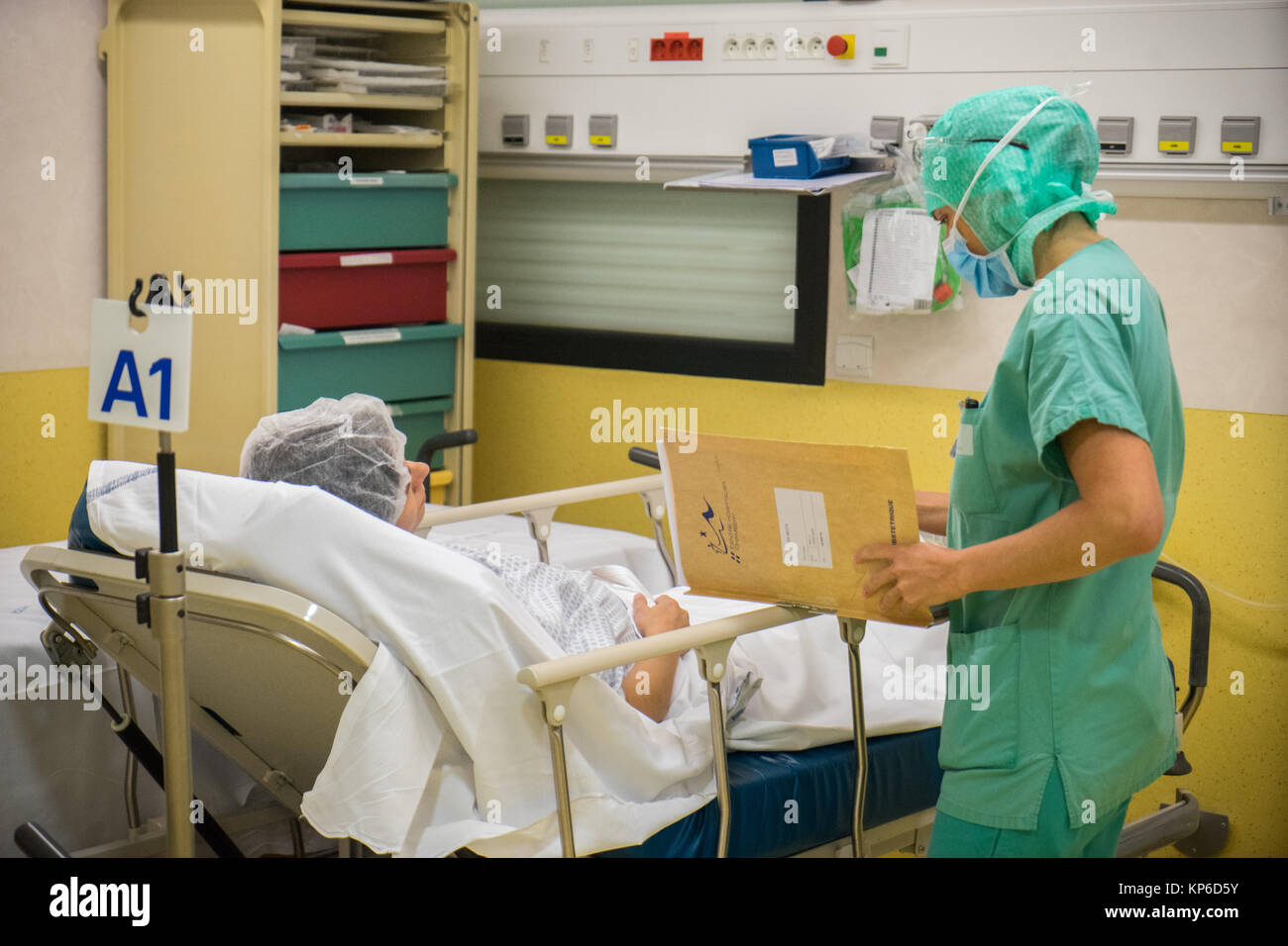Cesarean hi-res stock photography and images - Alamy