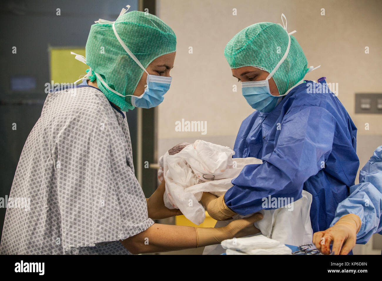 Human birth hi-res stock photography and images - Alamy