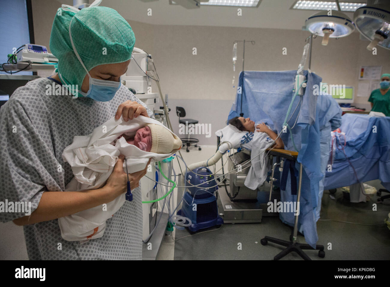 Hospital room birth delivery hi-res stock photography and images - Alamy