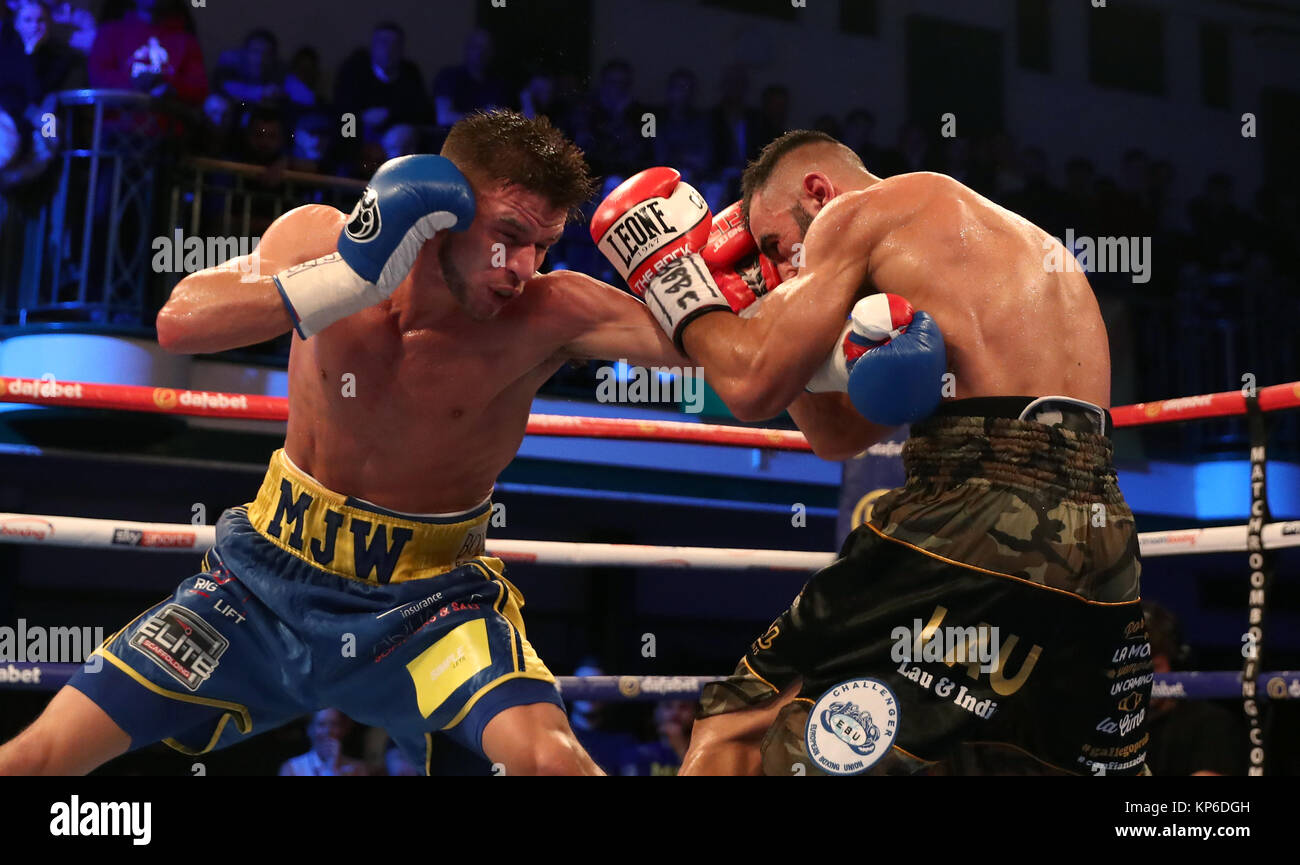 Martin J Ward (left) and Juli Giner in the EBU Super-Featherweight ...