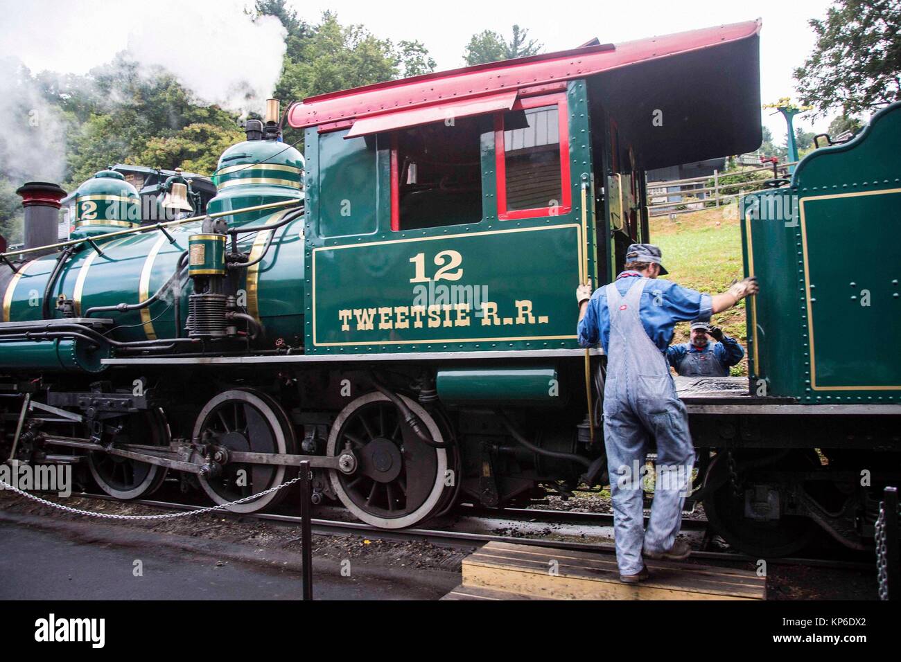 Steam Locomotive Fireman Old High Resolution Stock Photography and ...