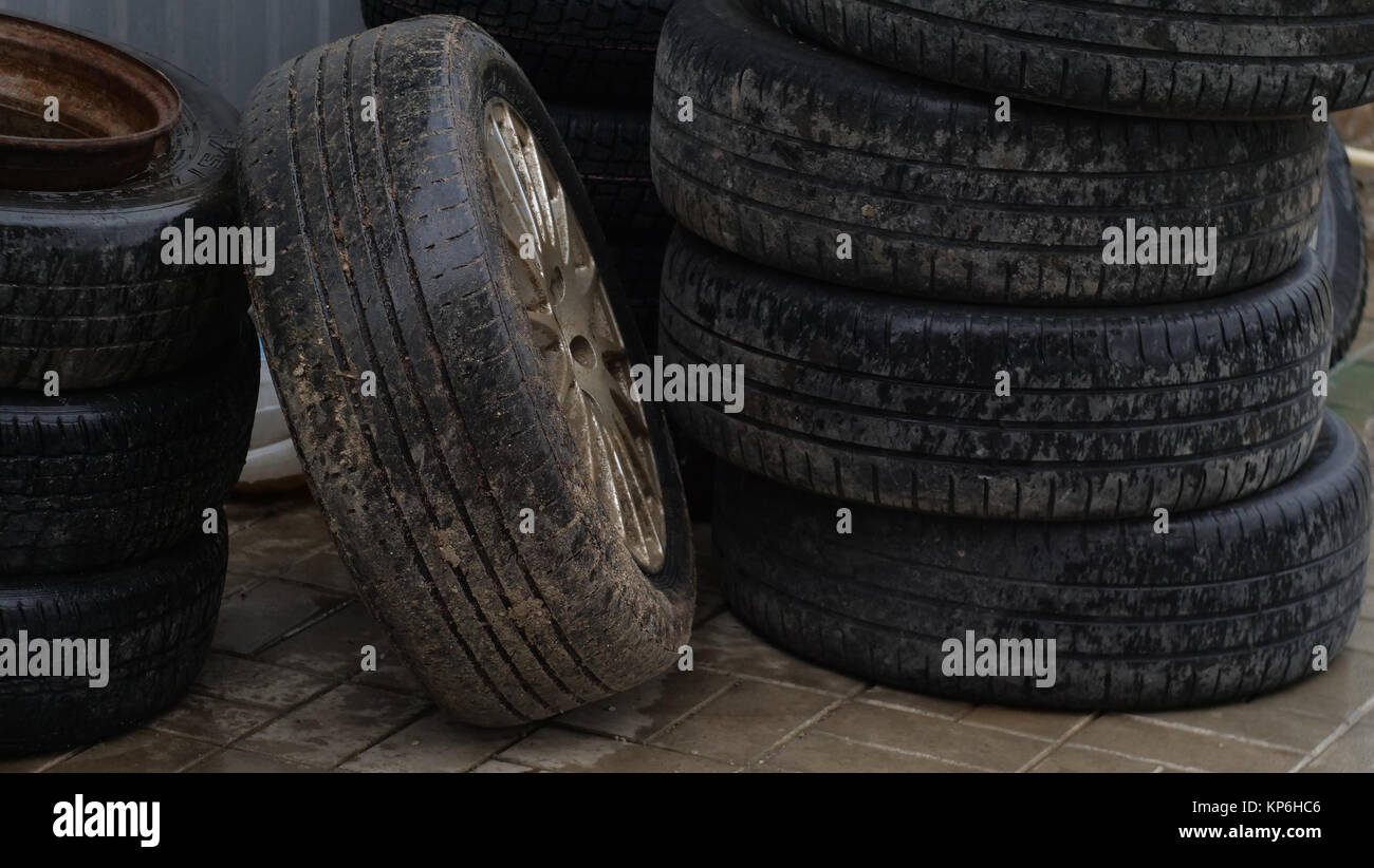 old tires in stack Stock Photo - Alamy