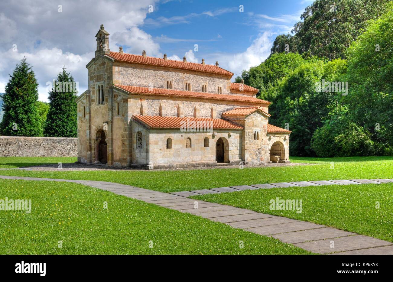 Pre historic architecture hi-res stock photography and images - Alamy