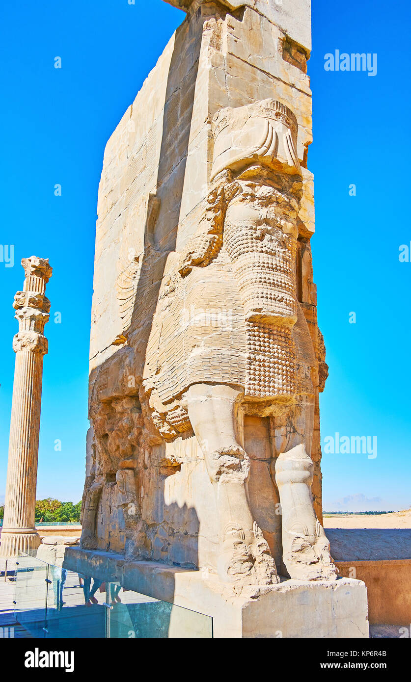 Stone statue bull persepolis persepolis hi-res stock photography and ...