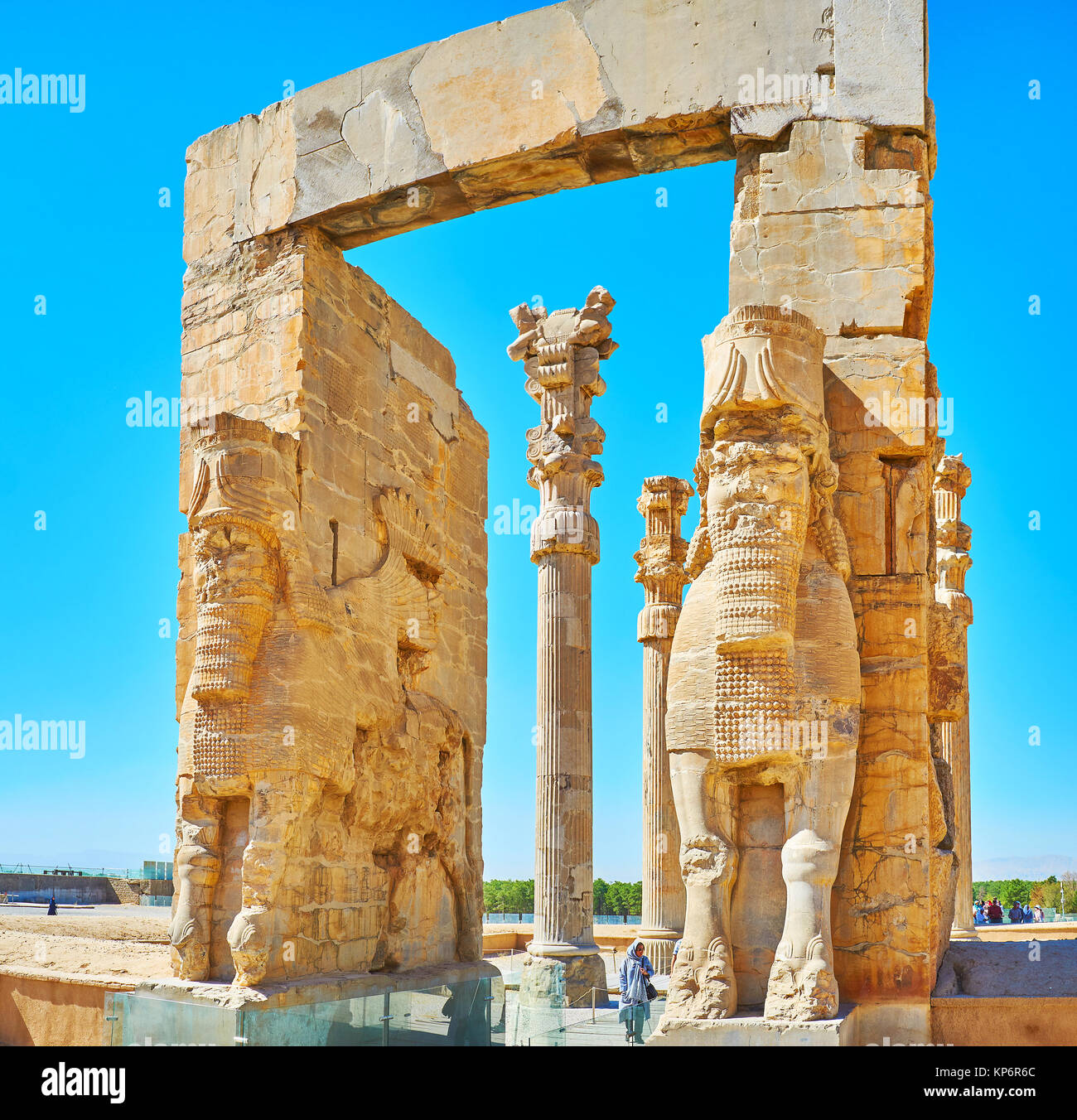 PERSEPOLIS, IRAN - OCTOBER 13, 2017: Discover All Nations Gate (Xerxes ...