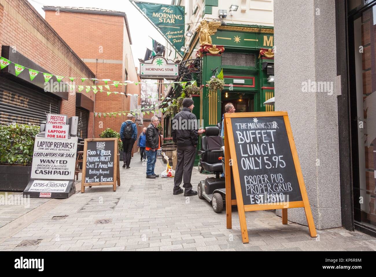 Pottinger entry belfast hi-res stock photography and images - Alamy