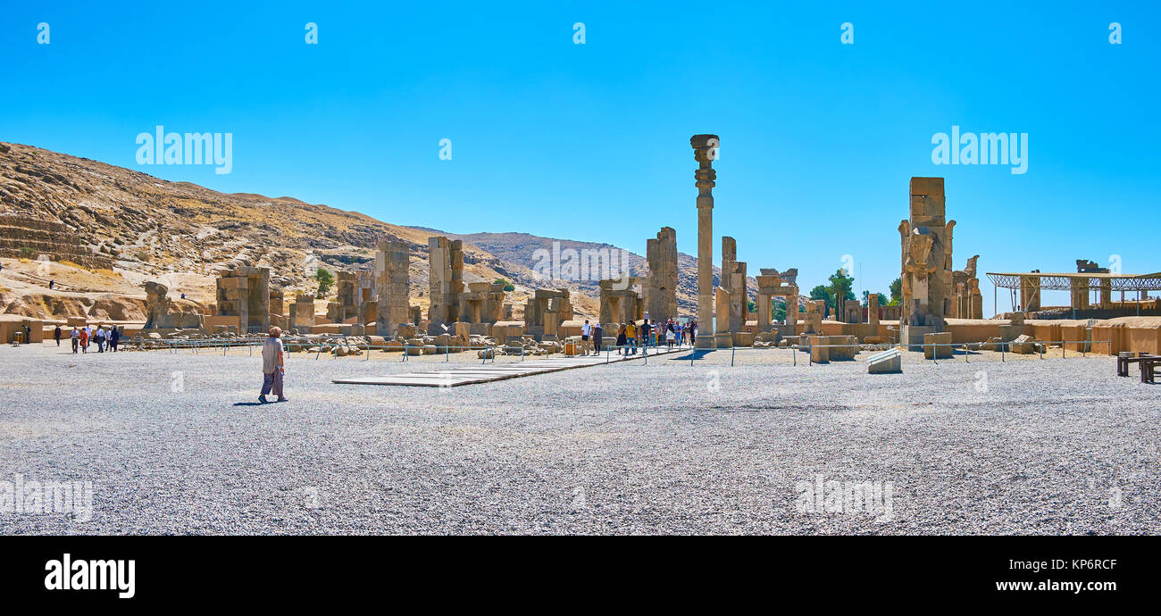 PERSEPOLIS, IRAN - OCTOBER 13, 2017: Panorama of stone Persepolis ...
