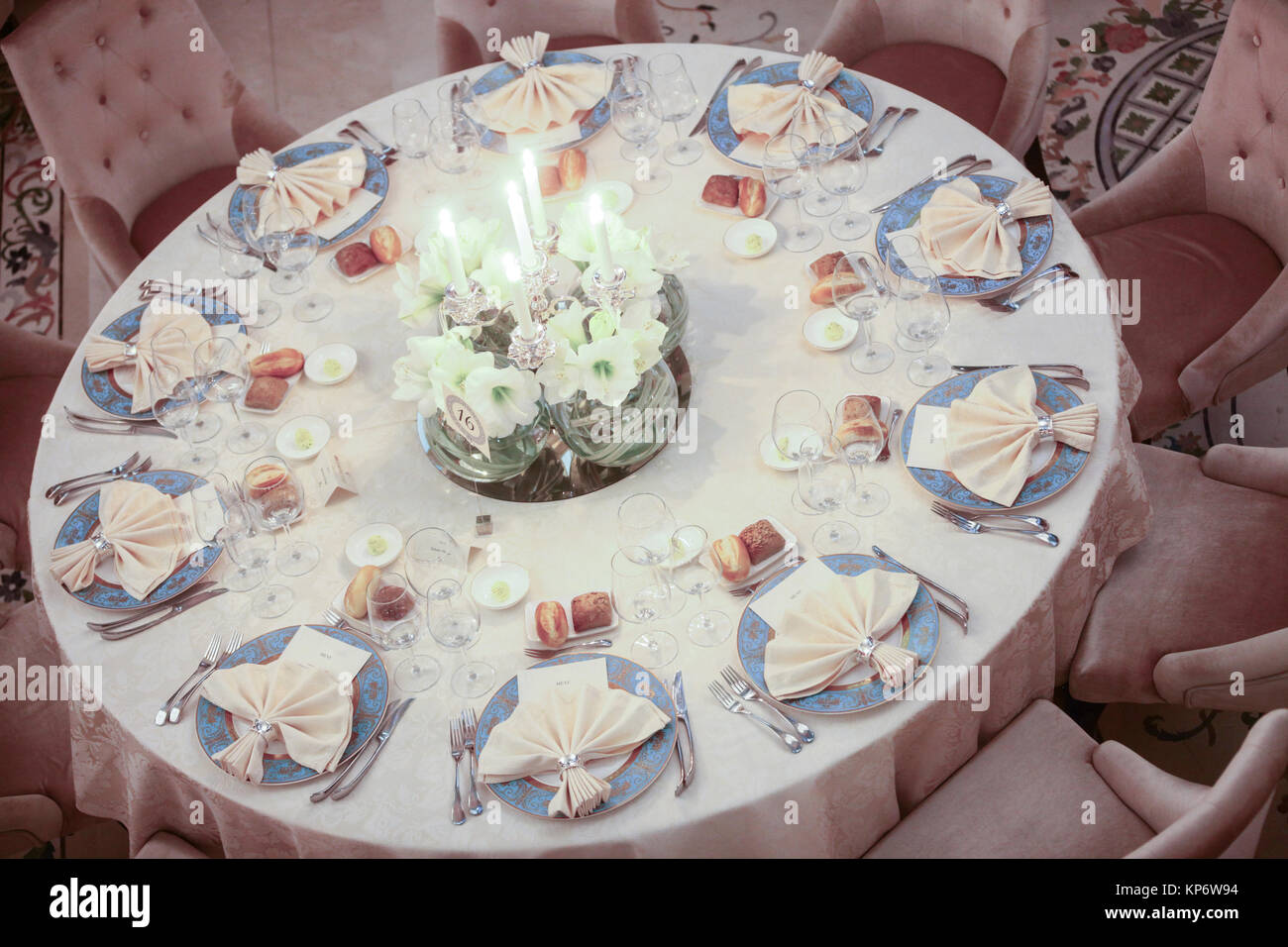 Empty dinner table Stock Photo - Alamy