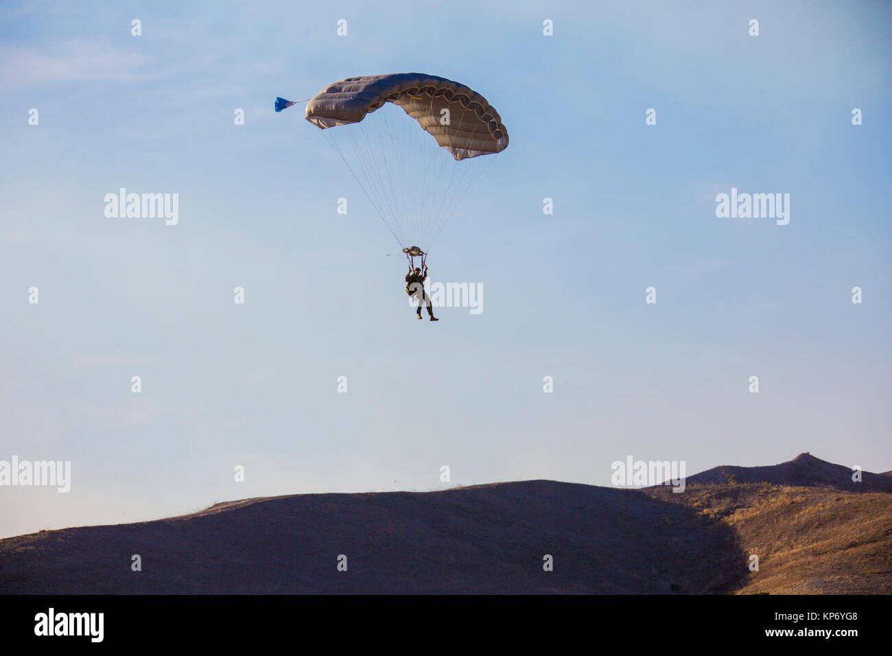 Marine Raiders with 1st Marine Raider Battalion conduct free-fall ...