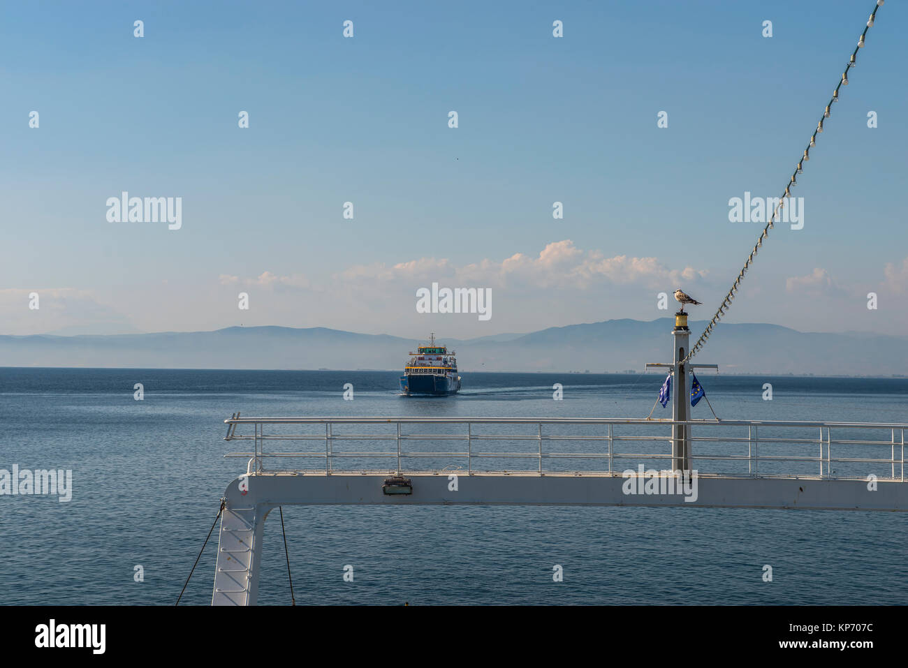 Back view behind seaside hi-res stock photography and images - Alamy