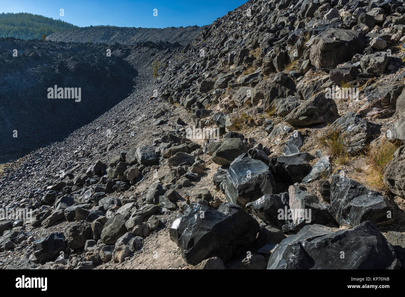 Big Obsidian Flow Volcanic Glass Oregon Lava Stock Photos & Big Obsidian Flow Volcanic Glass ...