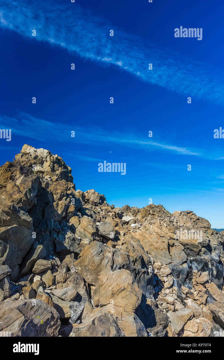 Pumice and obsidian along the Big Obsidian Flow Trail in Newberry ...