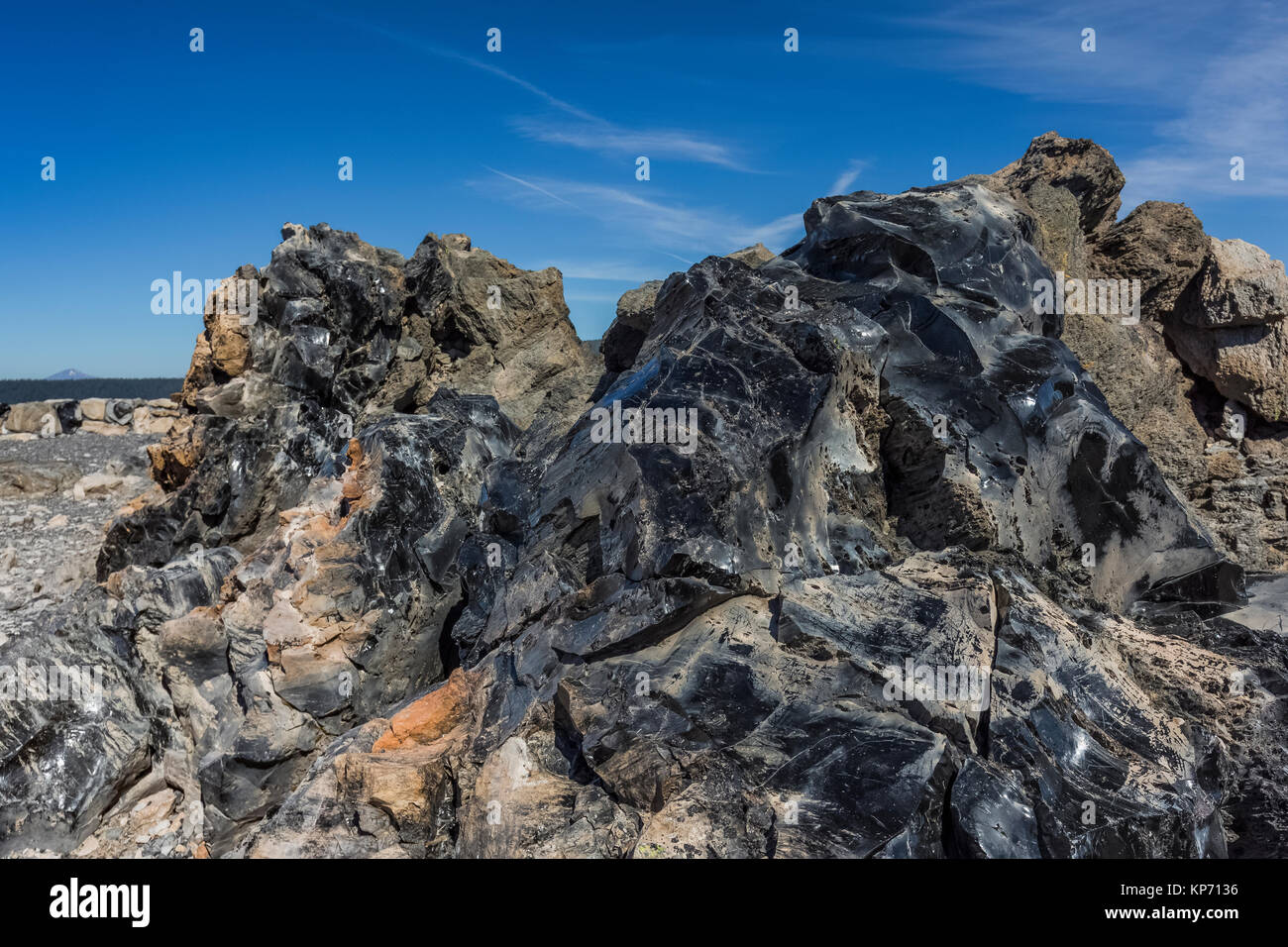 Big obsidian flow volcanic glass oregon lava hi-res stock photography and images - Alamy