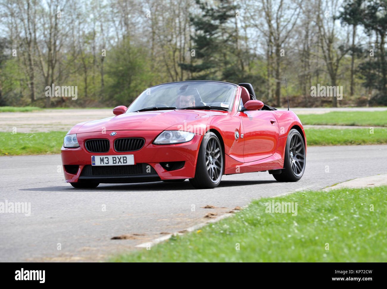 BMW Z4M E85/E86 (2003–2009) series 1 convertible German sports car ...