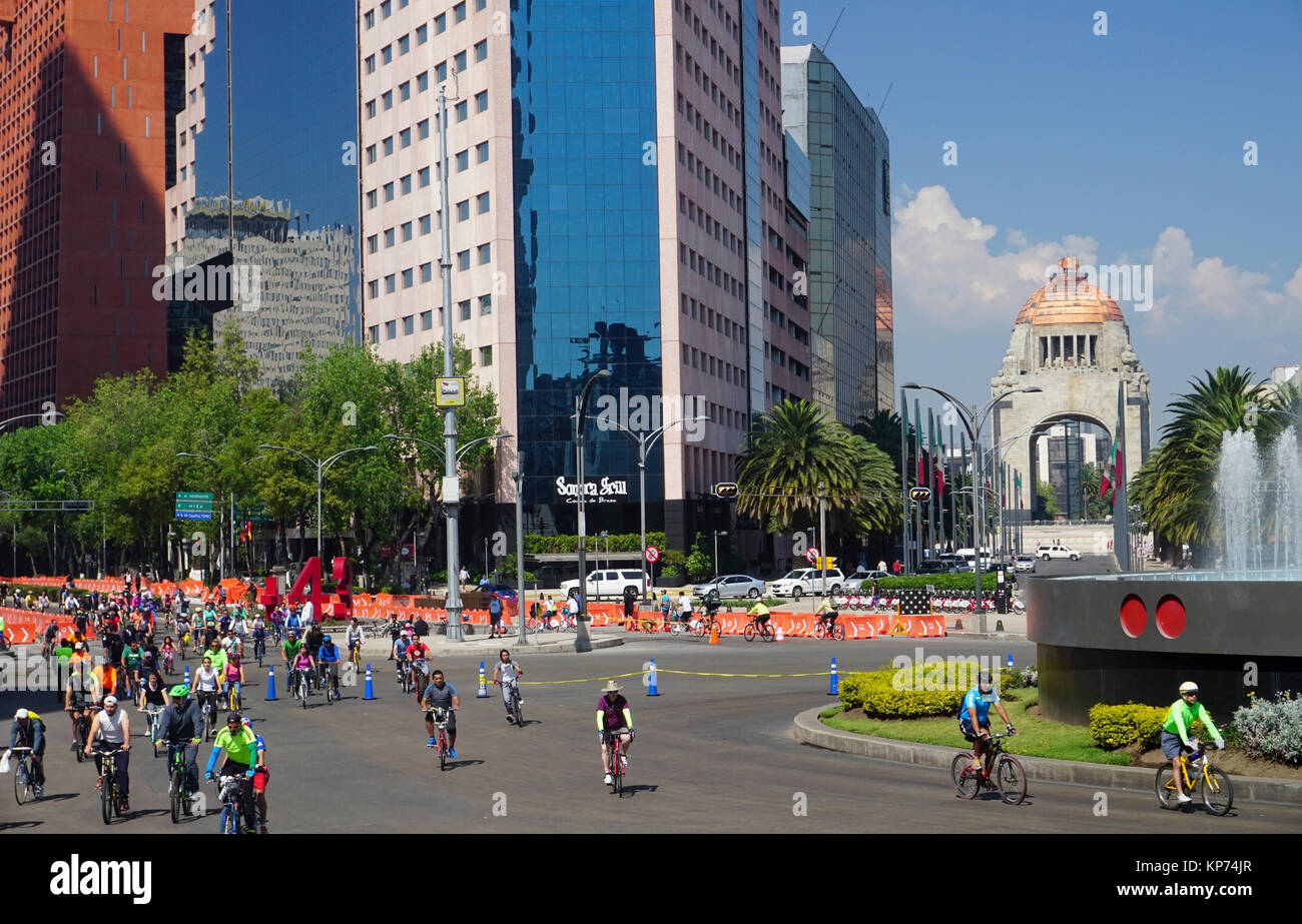 Mexico city roundabout hi-res stock photography and images - Alamy