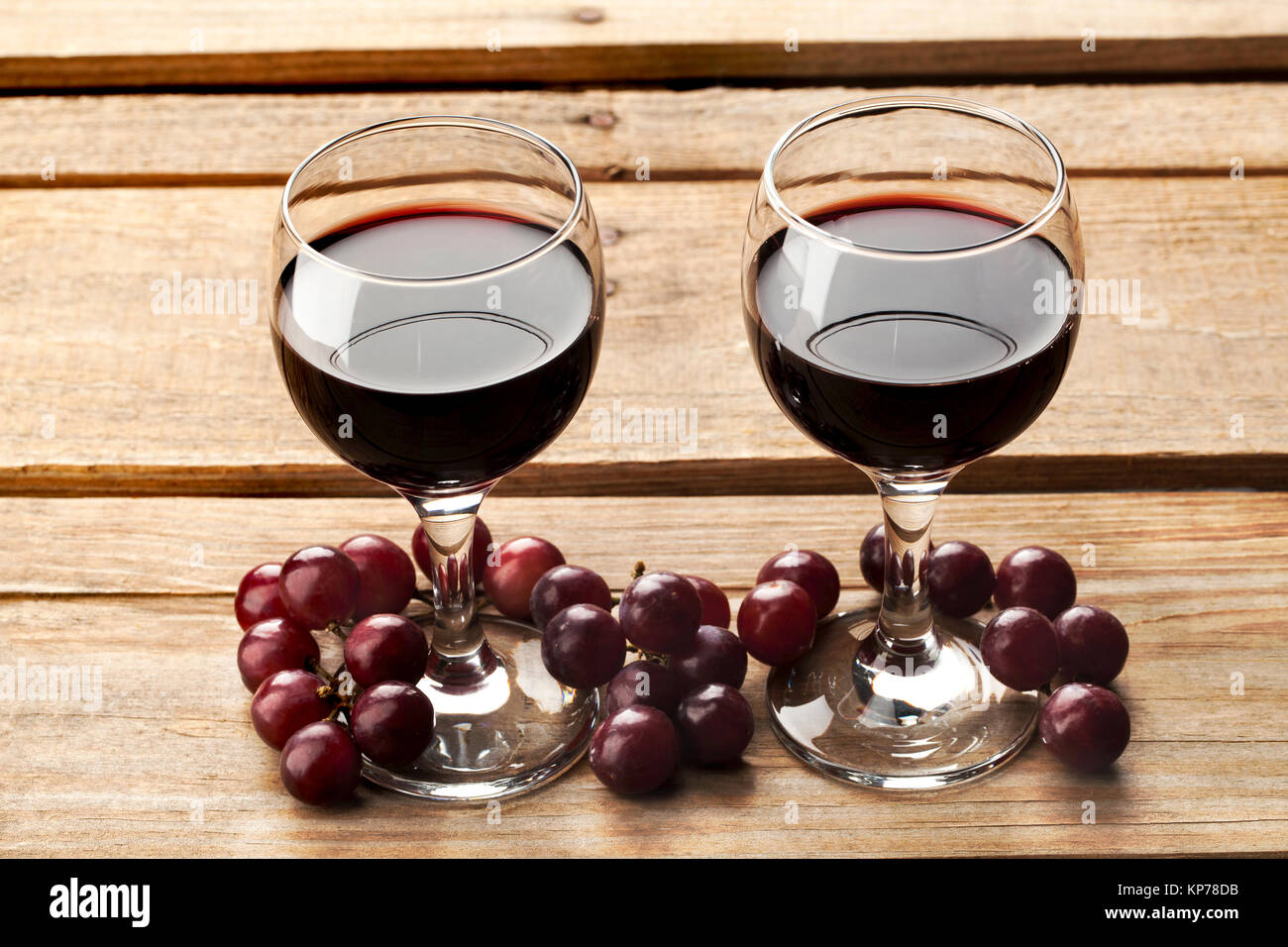 High angle red wine toast hi-res stock photography and images - Alamy