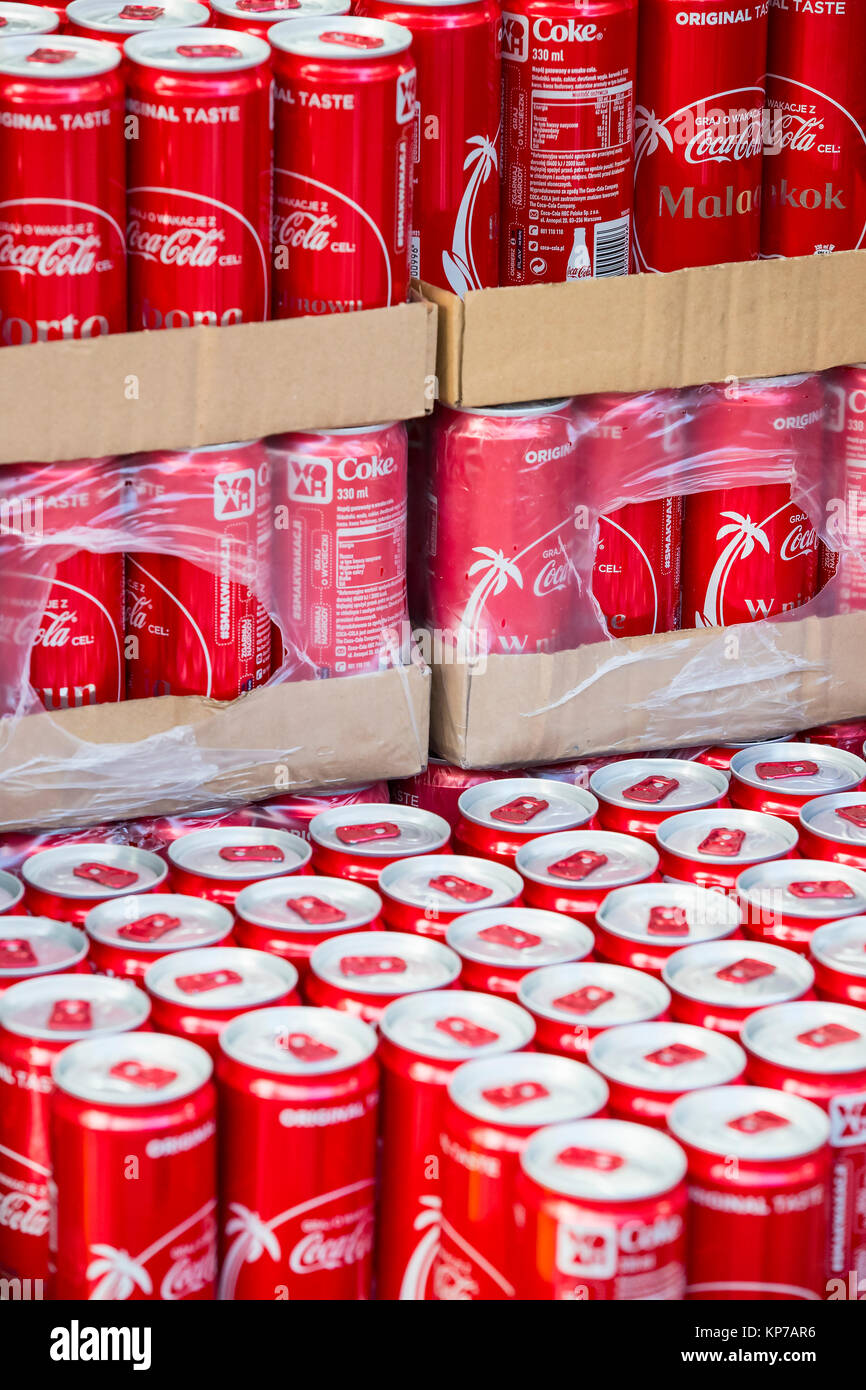 TEL AVIV, ISRAEL - 26 NOVEMBER 2017: Background with tin cans of Coca ...