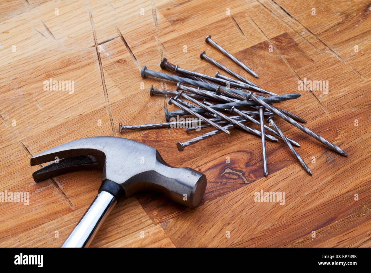 hammer and nails Stock Photo - Alamy