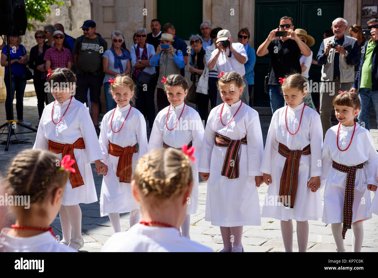 Croatia traditional costume hi-res stock photography and images - Alamy