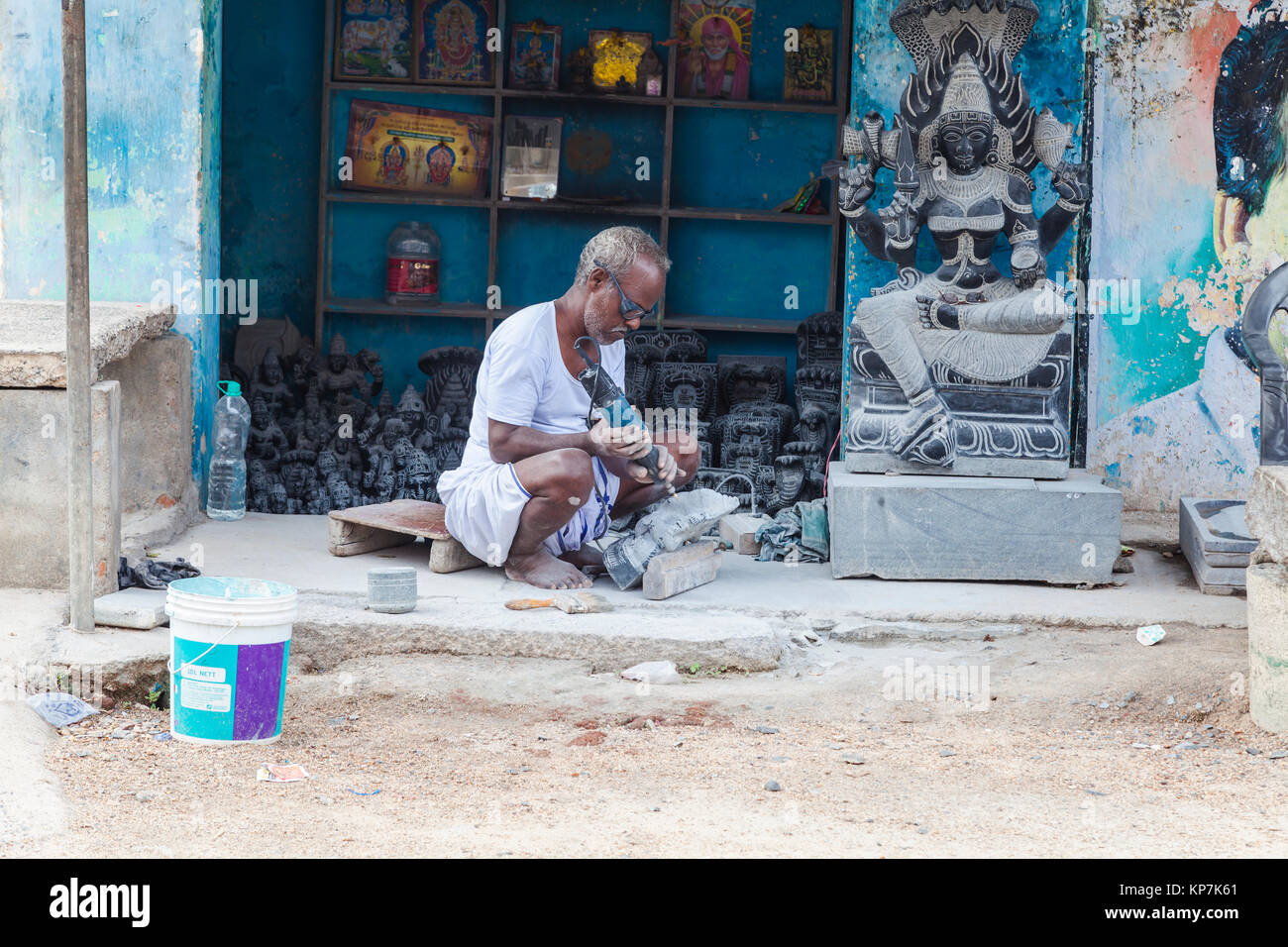 Stone work mahabalipuram hi-res stock photography and images - Alamy