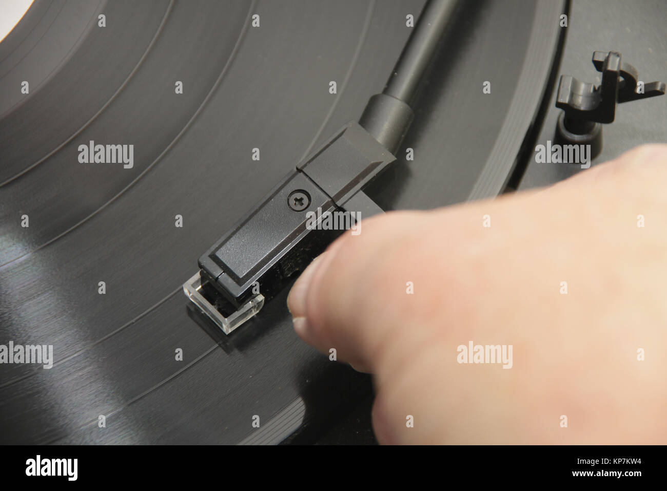 stylus playing a vinyl record Stock Photo - Alamy