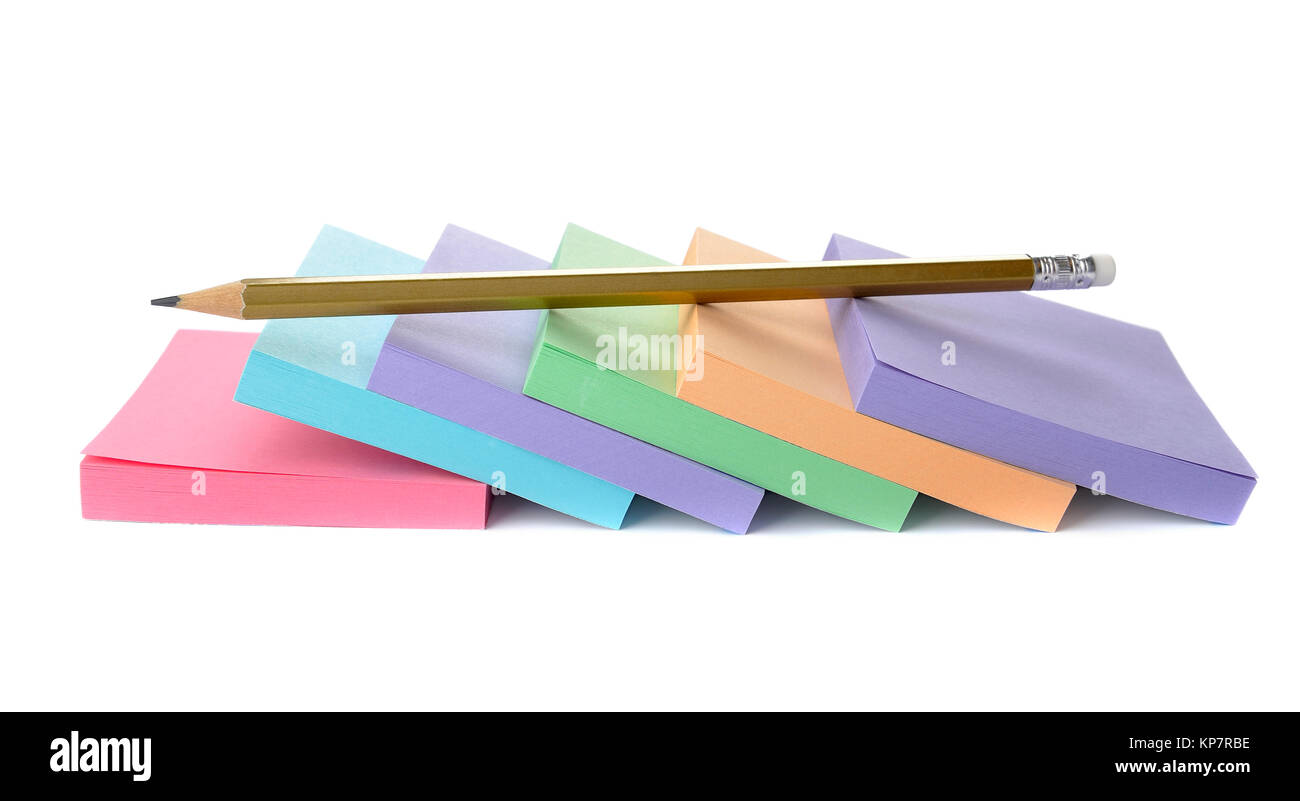 Sticky note and pencil on white background Stock Photo - Alamy
