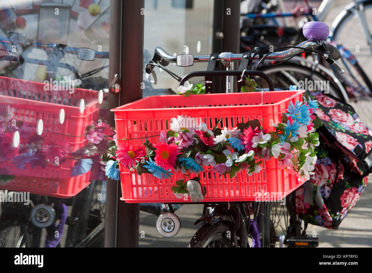 Flower power bike Stock Photo - Alamy