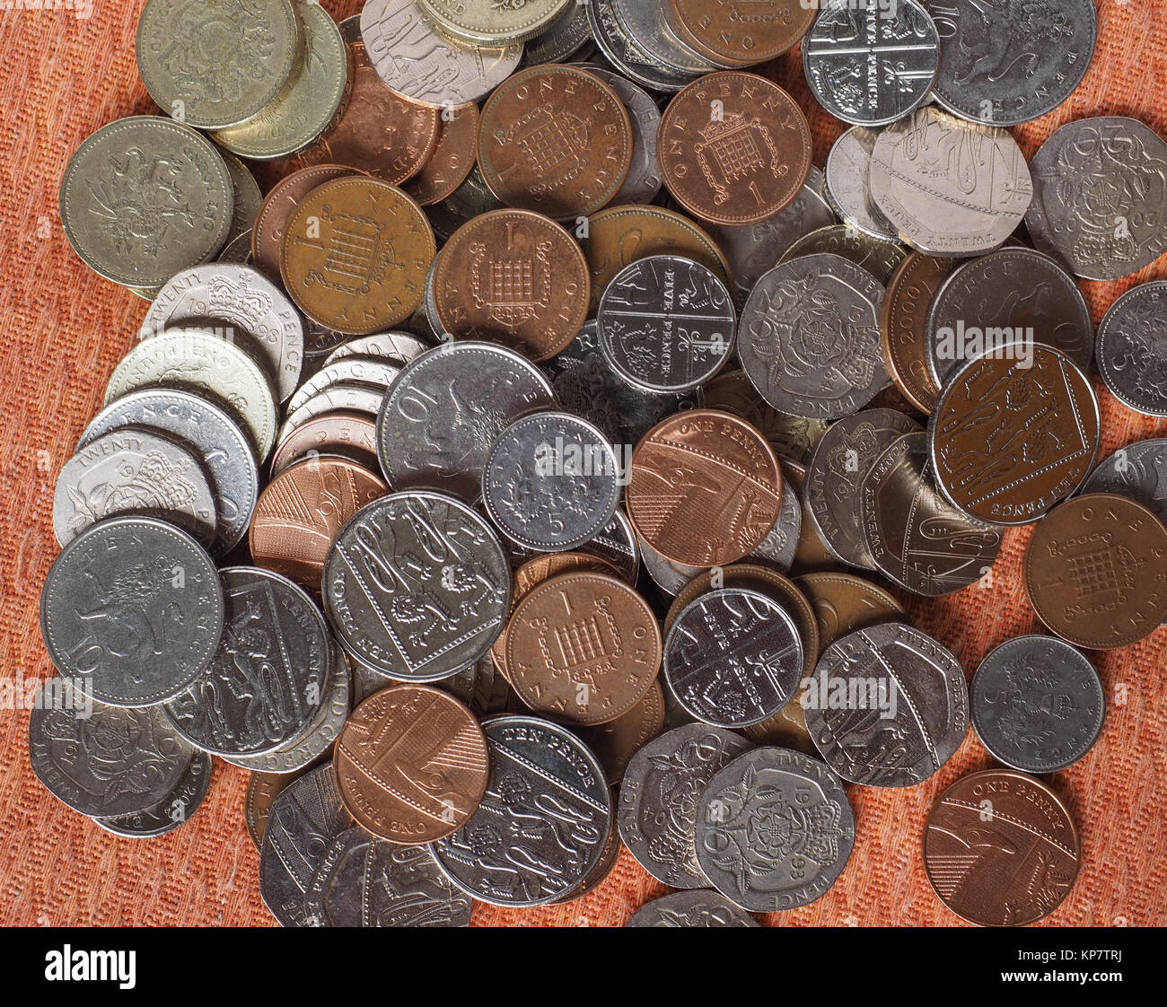 Coins of britain hi-res stock photography and images - Alamy