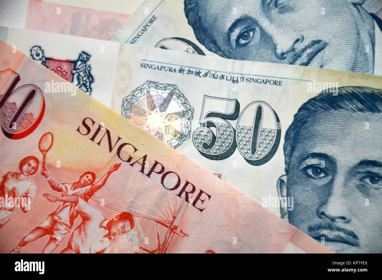 Detail of Singapore banknotes Stock Photo - Alamy