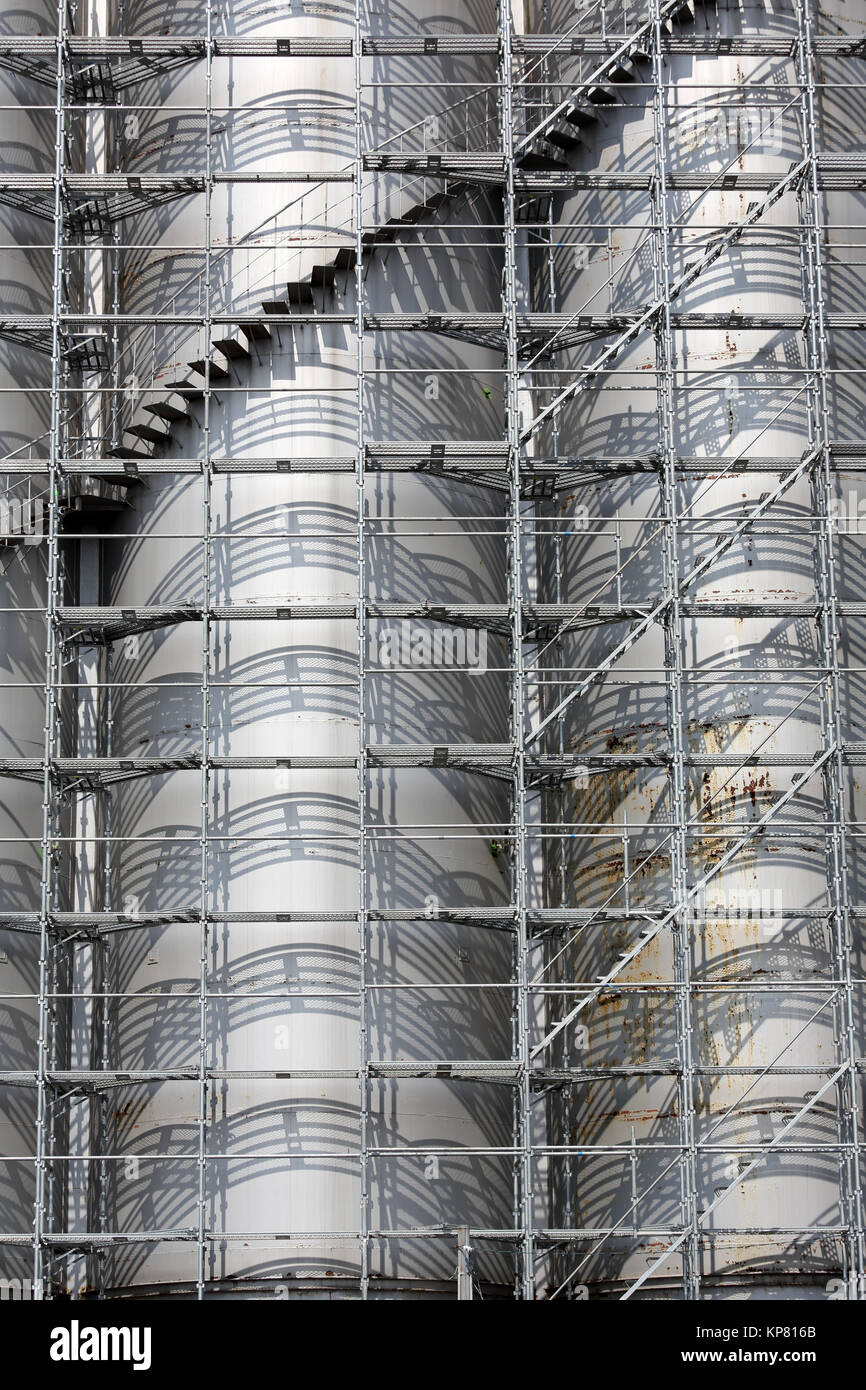 View of a scaffolding industrial tank storage Stock Photo - Alamy