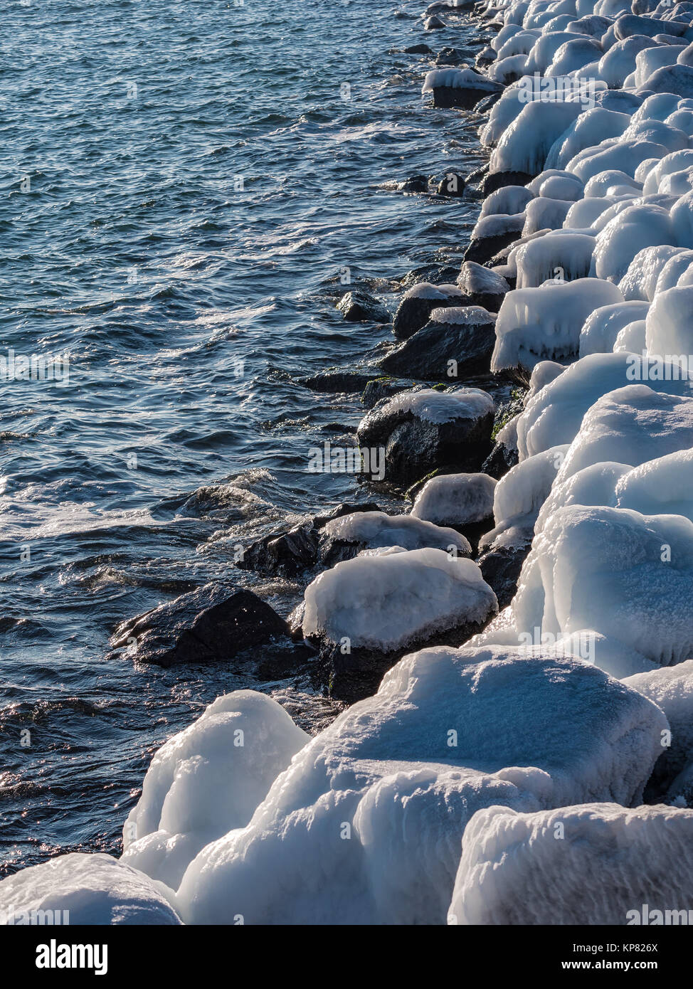 Die Mole in Warnemünde im Winter Stock Photo - Alamy