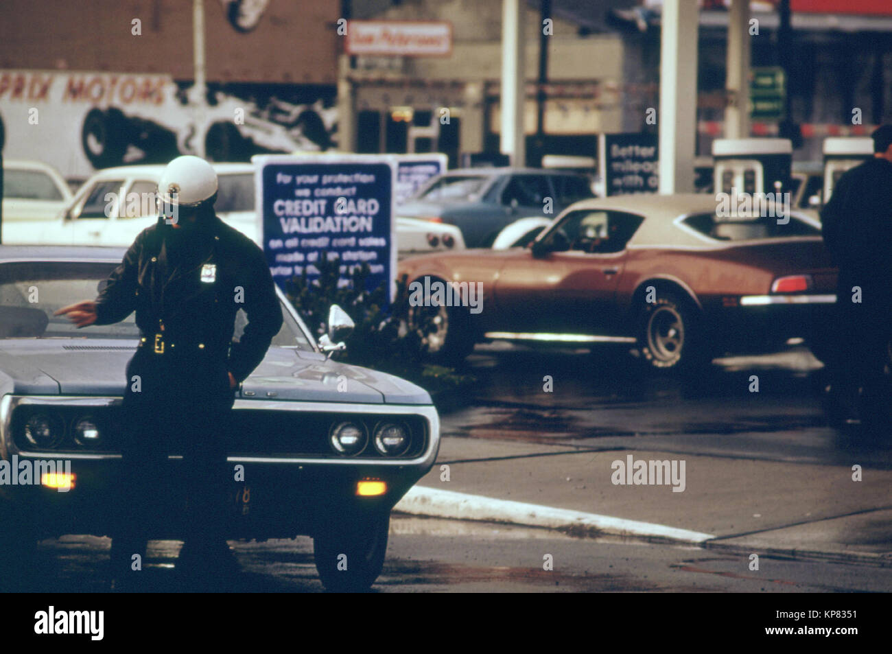1970s police officer hi-res stock photography and images - Alamy