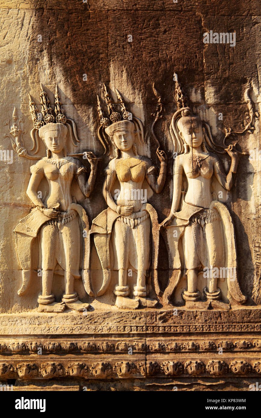 Apsara carving, Angkor wat, Cambodia Stock Photo - Alamy
