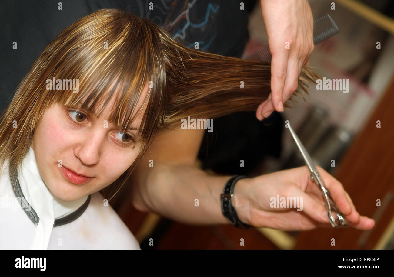 Short hair for women hi-res stock photography and images - Alamy