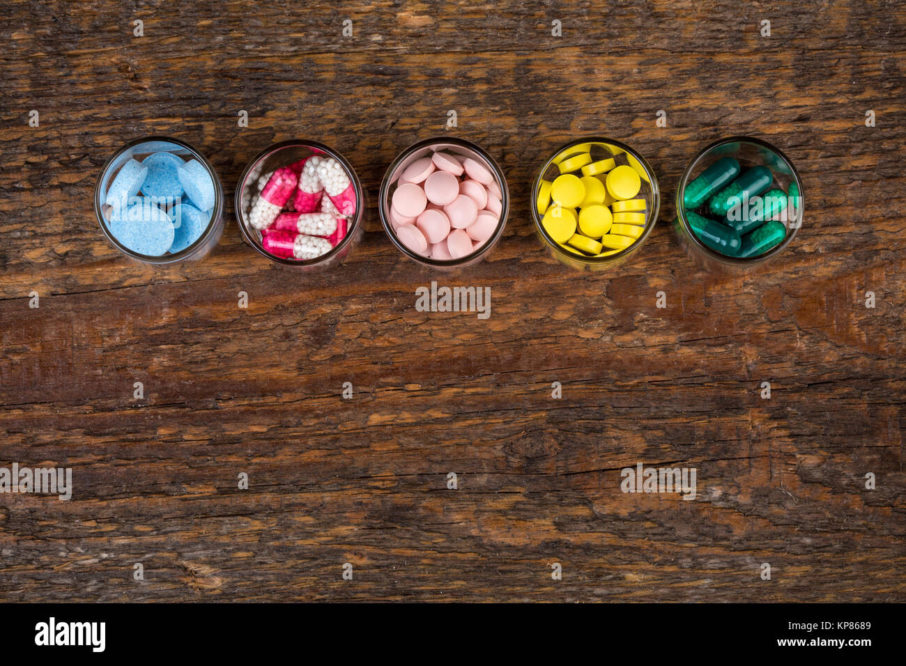 Various green glass containers hi-res stock photography and images - Alamy