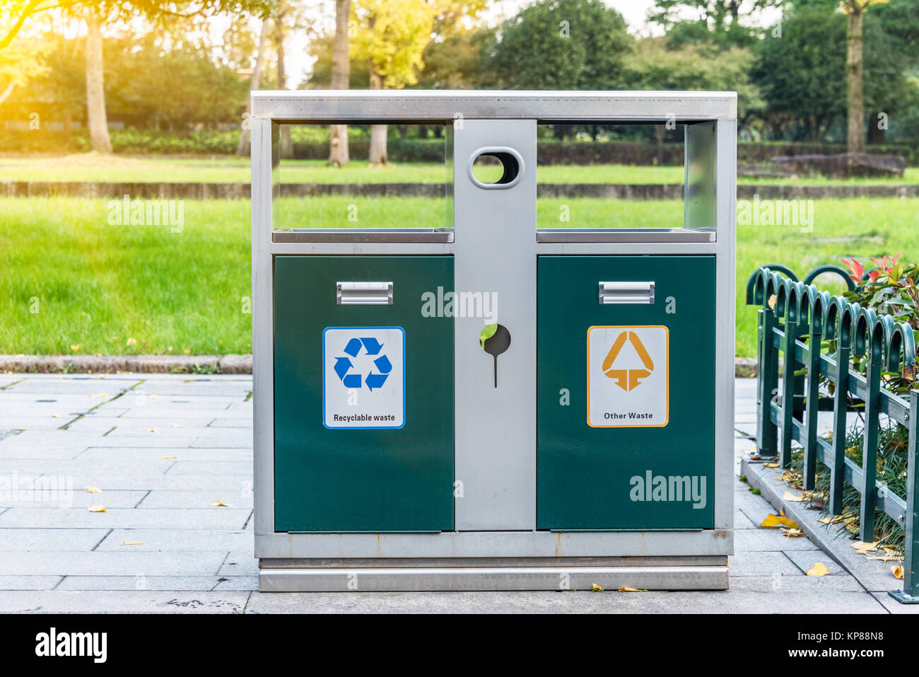 China, plastic, trash, recycling hi-res stock photography and images ...