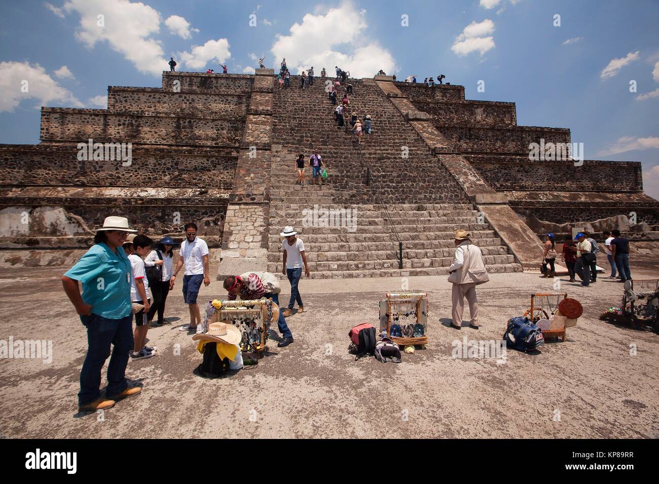 Piramide luna hi-res stock photography and images - Alamy