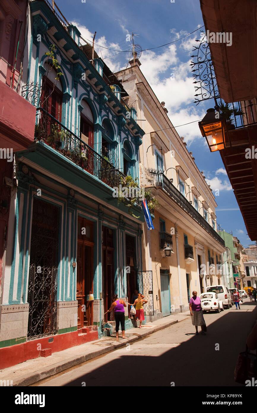 Old colonial buildings hi-res stock photography and images - Alamy