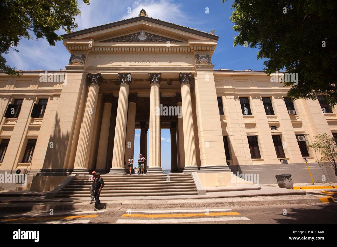 Habana university havana cuba hi-res stock photography and images - Alamy