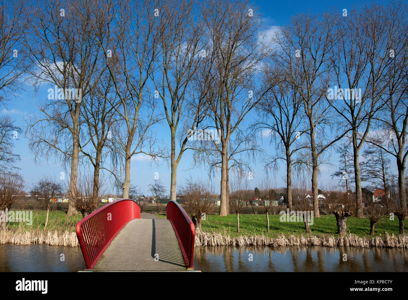 Connect with the landscape hi-res stock photography and images - Alamy