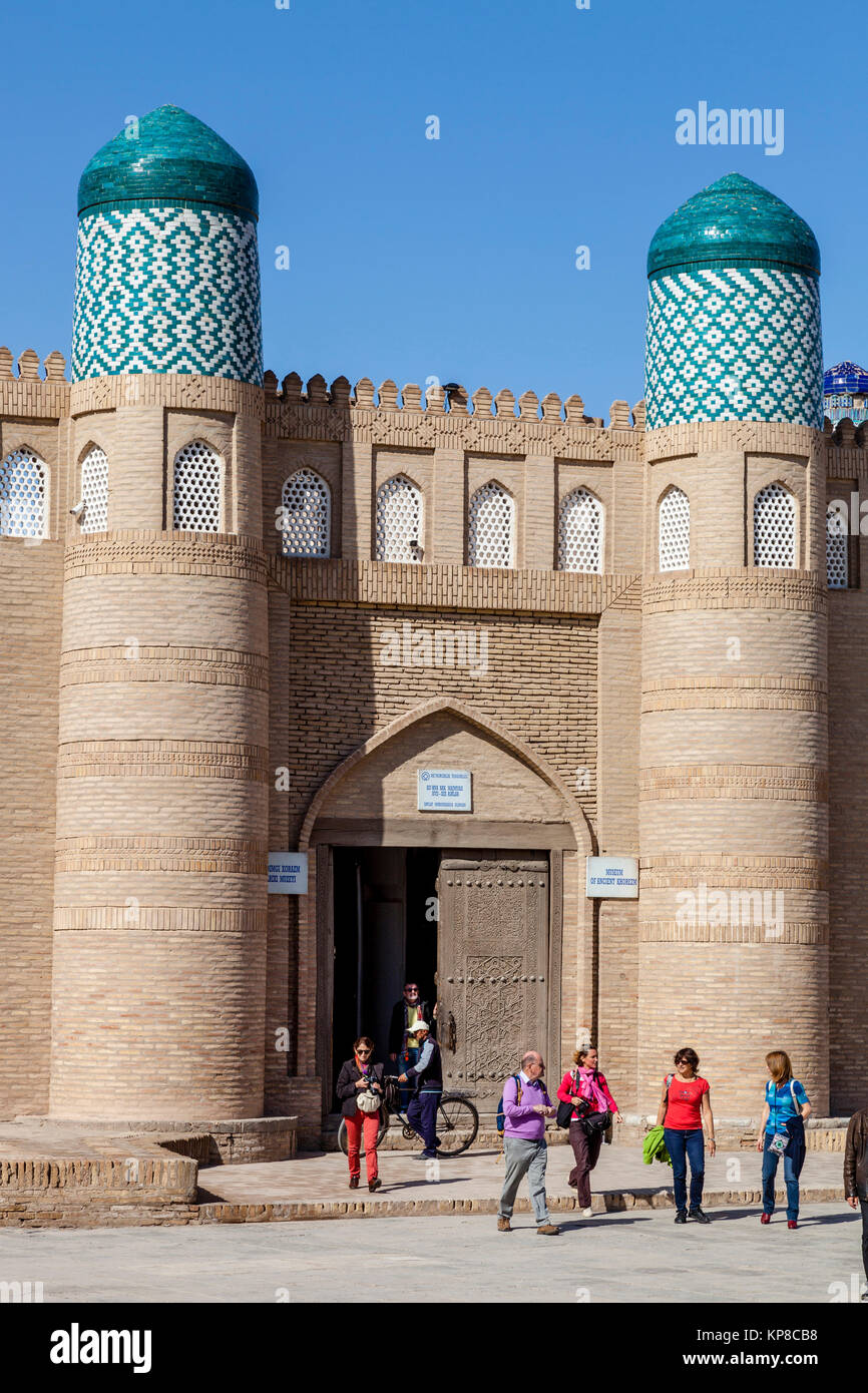 The Entrance To The Kunya Ark Fortress, Khiva, Uzbekistan Stock Photo ...