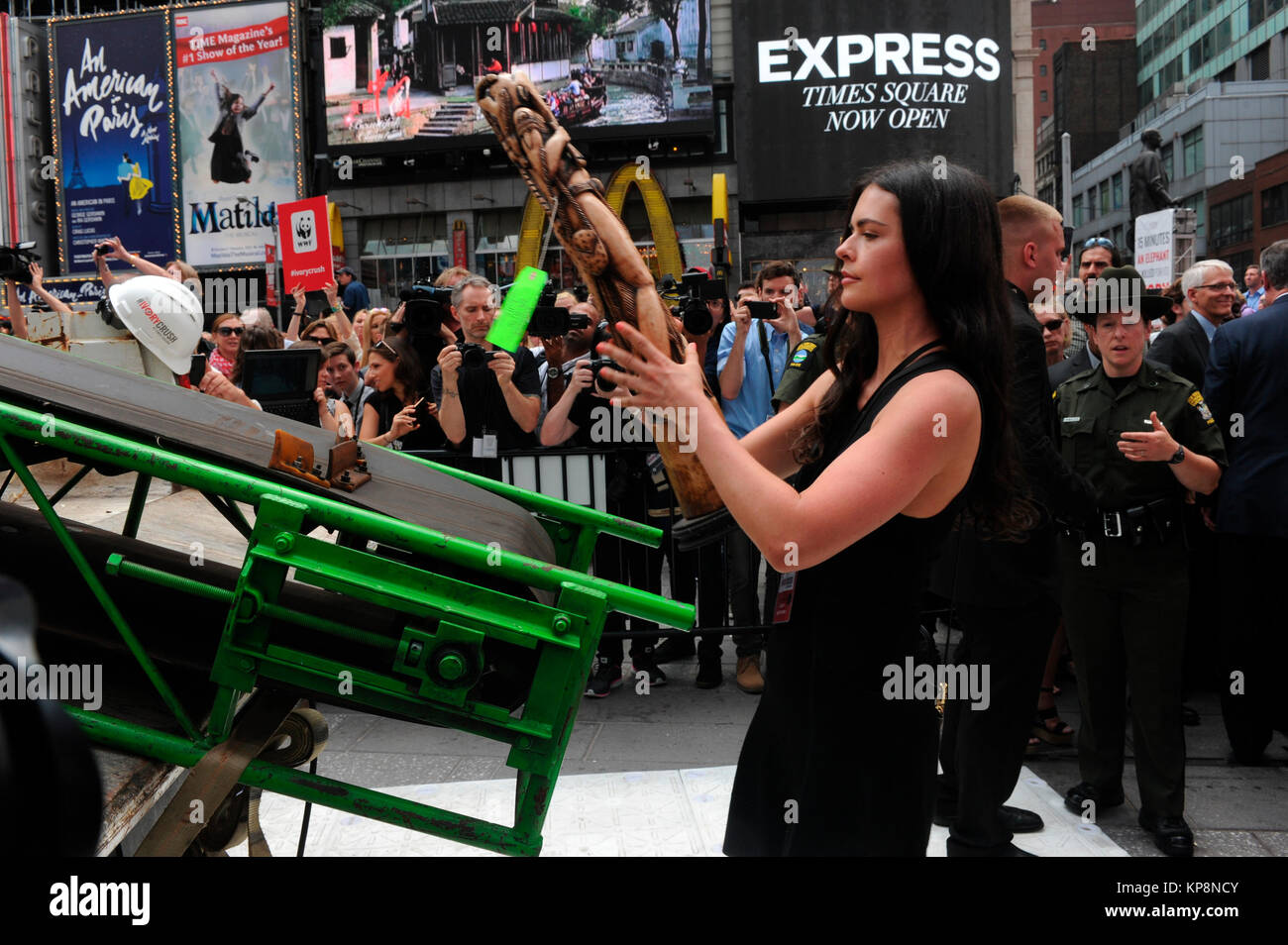 NEW YORK, NY - JUNE 19: Kristin Davis and Edie Falco attend as More ...
