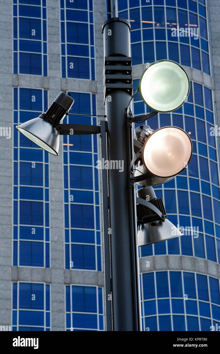 Street light reflector hi-res stock photography and images - Alamy