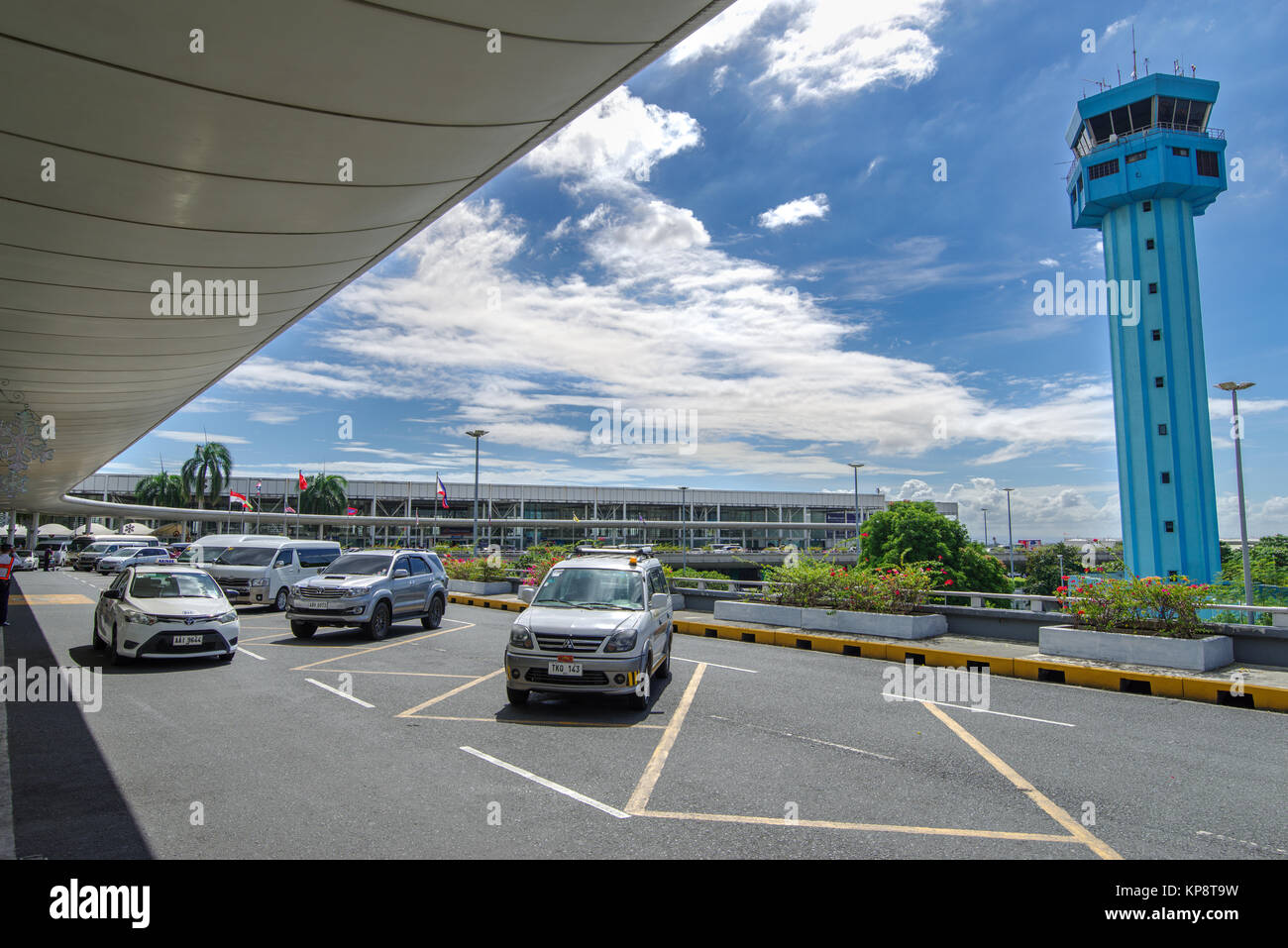 Dec 2,2017 car waiting at departure area in NAIA 2 airport terminal ...