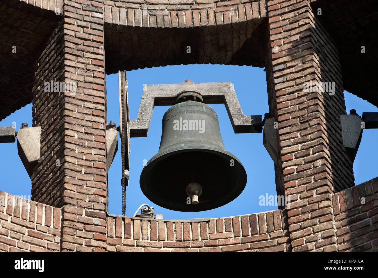 Bell clapper hi-res stock photography and images - Alamy