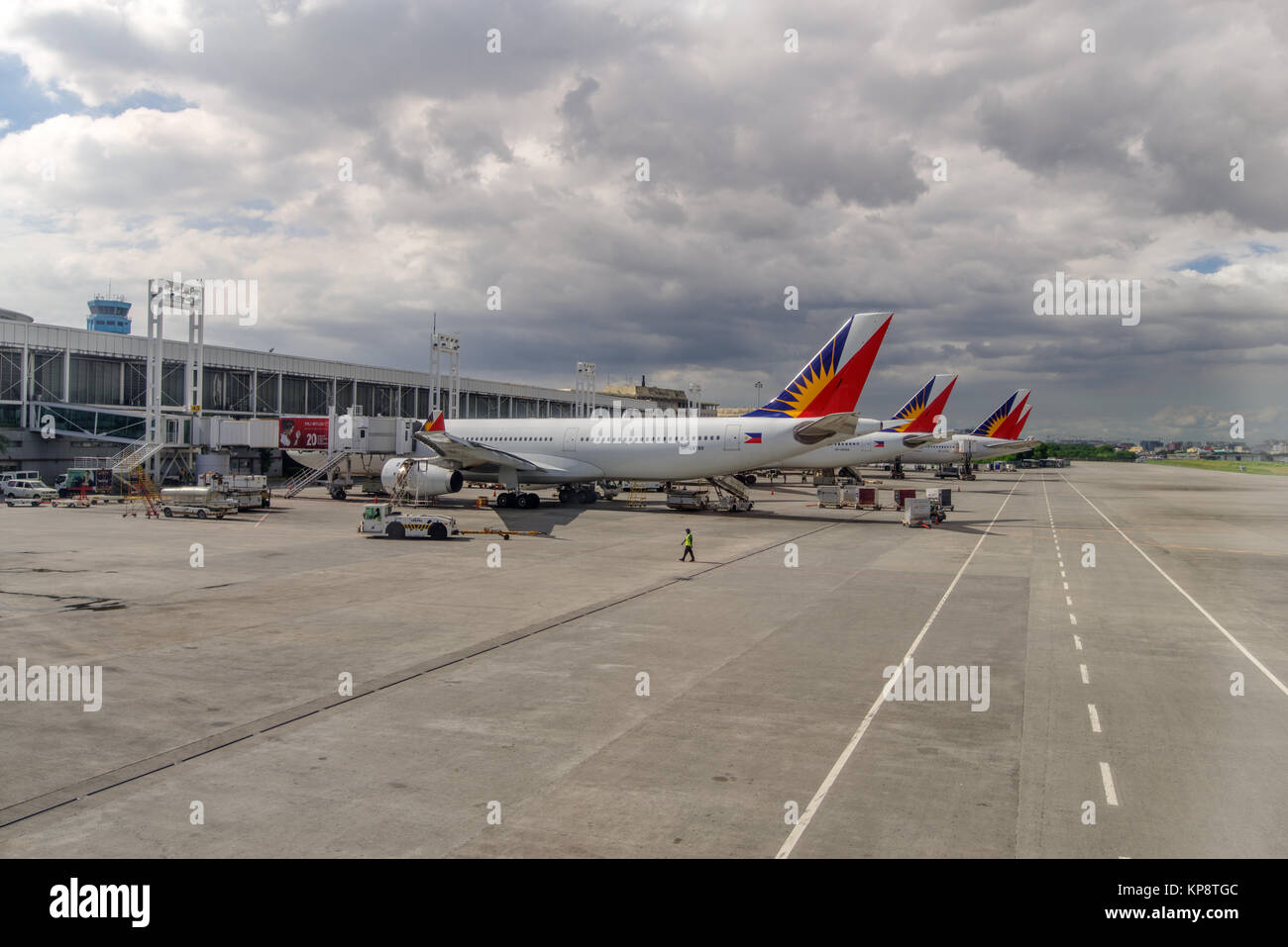 Naia terminal 2 hi-res stock photography and images - Alamy