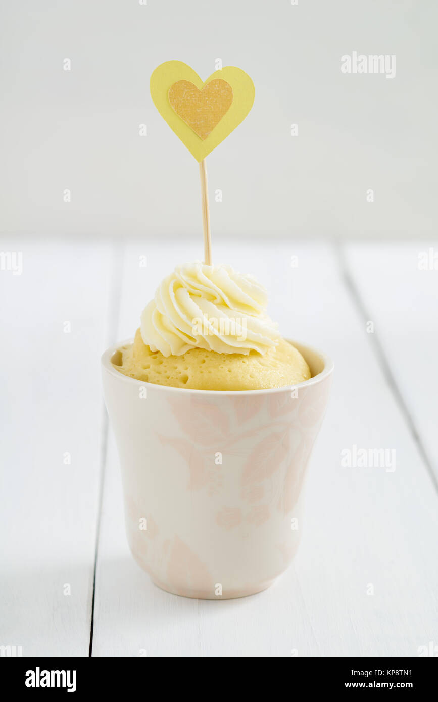 Cake picker hi-res stock photography and images - Alamy